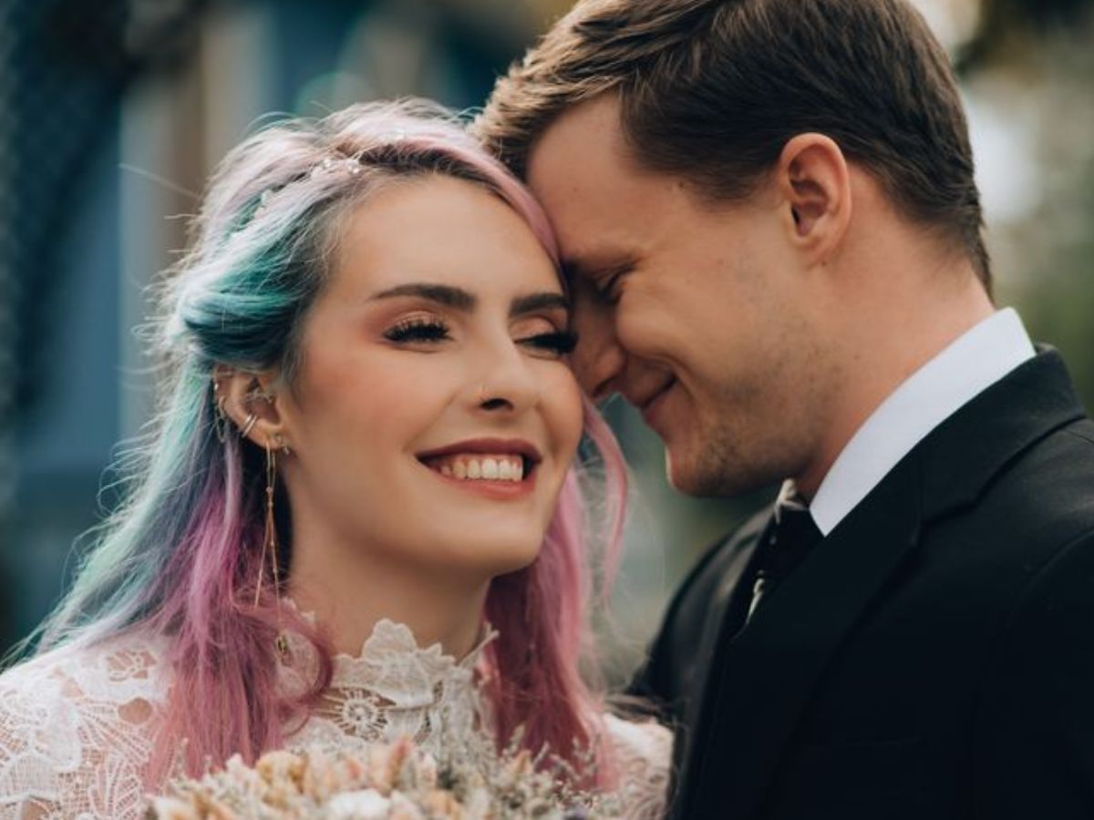 Karen Bachini confirma fim do casamento com Janosh