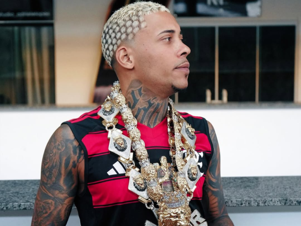 Músicas de MC Poze com referências à facção somem do Spotify